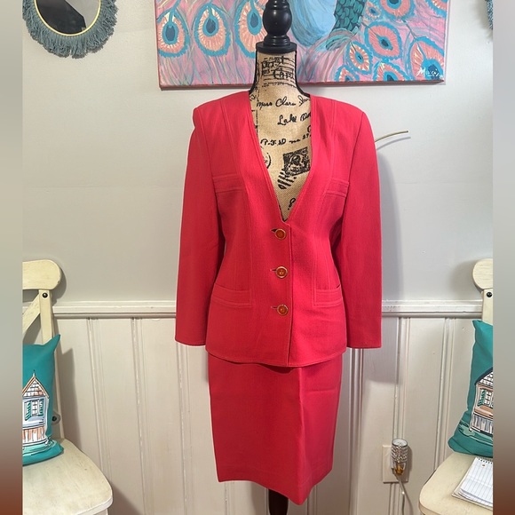 Louis Feraud | Skirts | Vintage Luxury Louis Fraud Suit With Big Gold ...